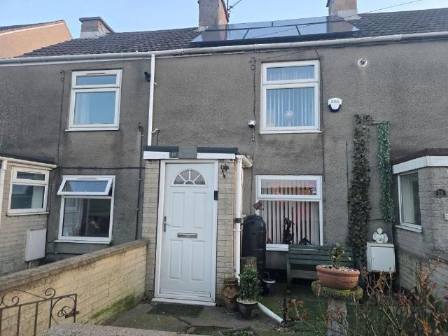 2 bedroom terraced house for sale