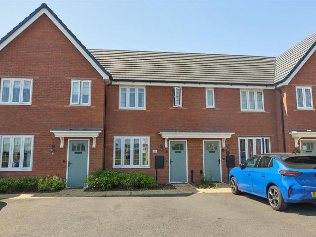 2 bedroom terraced house for sale
