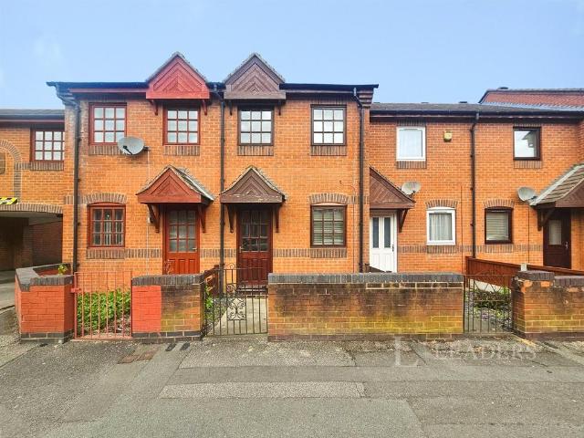 2 bedroom terraced house for sale