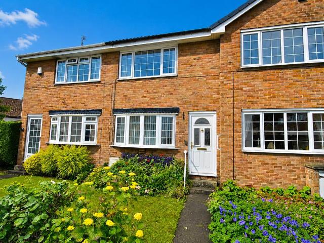 2 bedroom terraced house for sale
