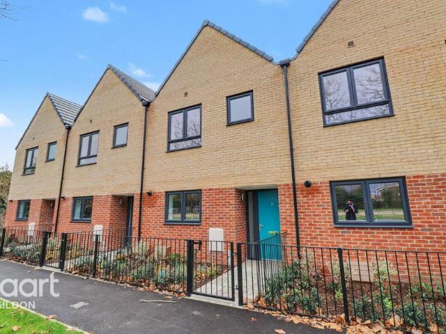 2 bedroom terraced house for sale