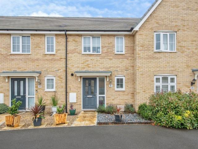 2 bedroom terraced house for sale