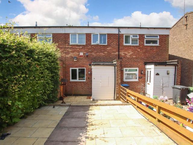 2 bedroom terraced house for sale