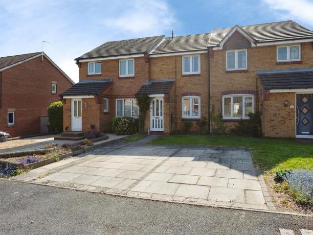 2 bedroom terraced house for sale