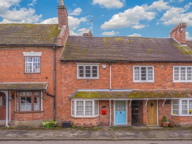 2 bedroom terraced house for sale