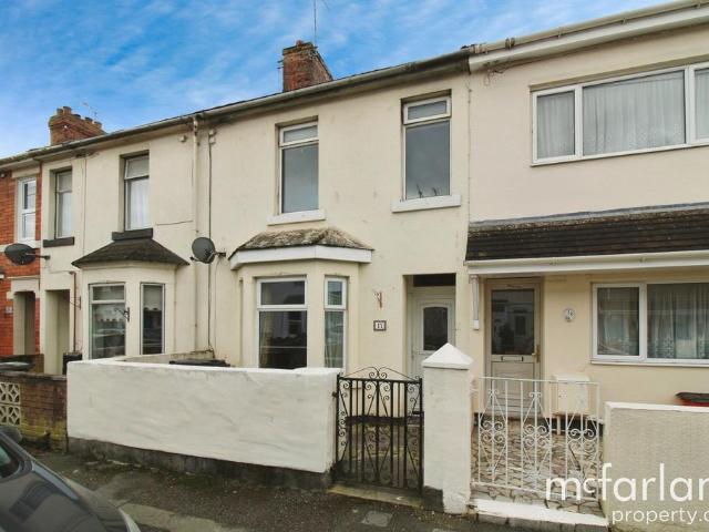 2 bedroom terraced house for sale