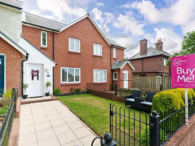2 bedroom terraced house for sale