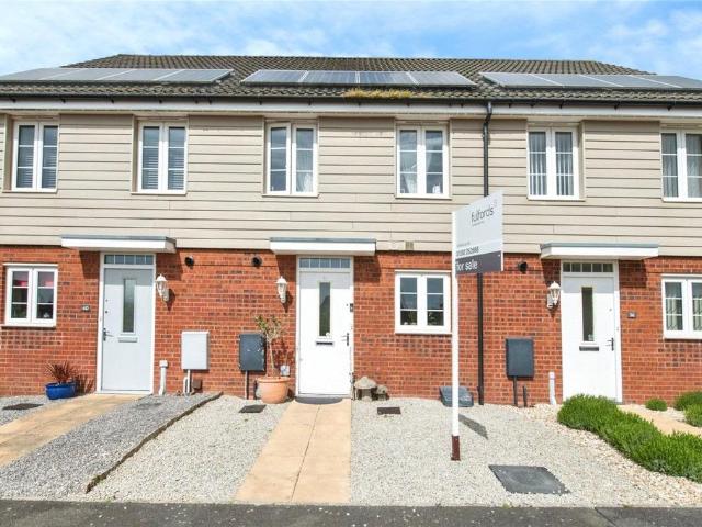 2 bedroom terraced house for sale