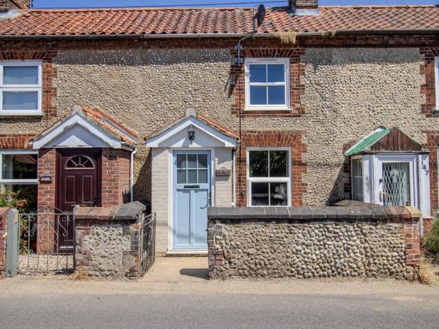 2 bedroom terraced house for sale