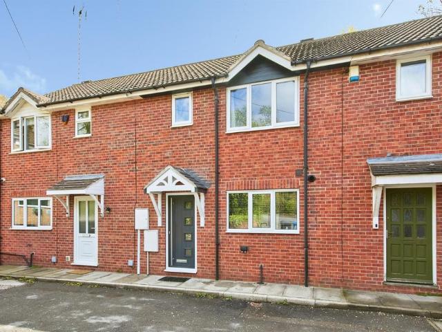 2 bedroom terraced house for sale