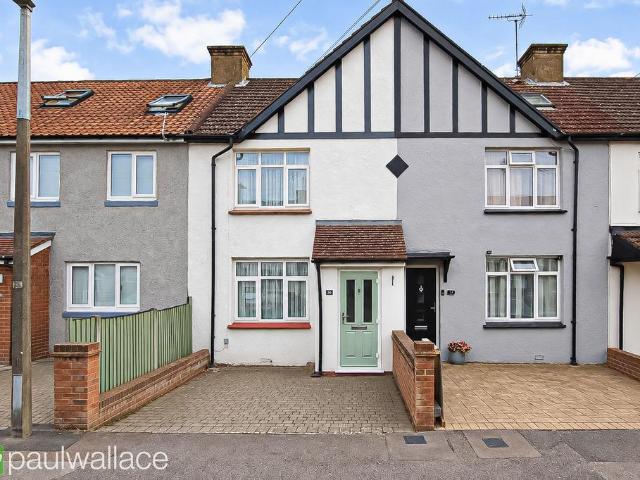 2 bedroom terraced house for sale