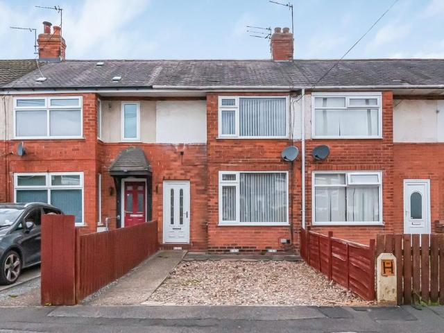 2 bedroom terraced house for sale