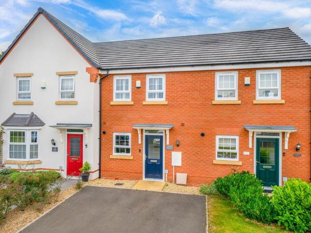 2 bedroom terraced house for sale