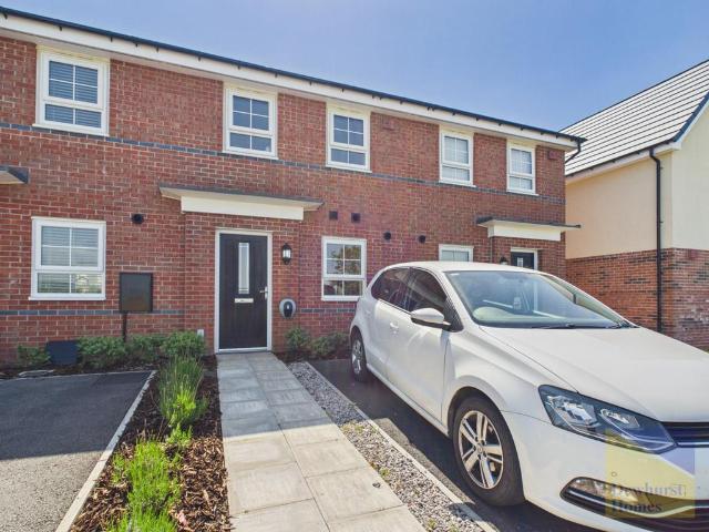 2 bedroom terraced house for sale