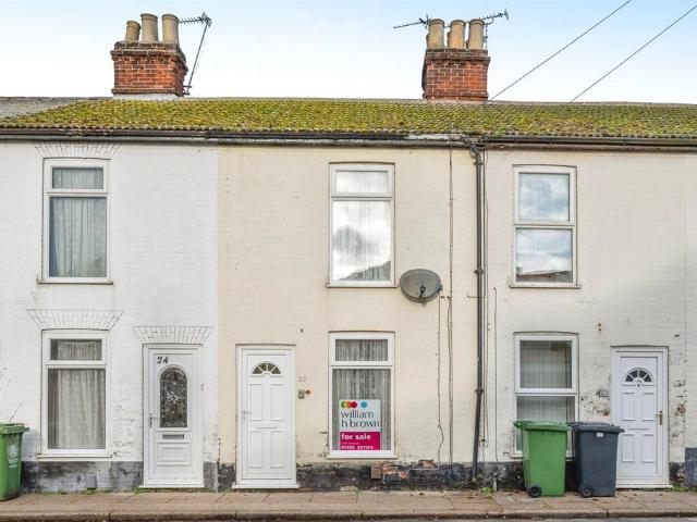 2 bedroom terraced house for sale