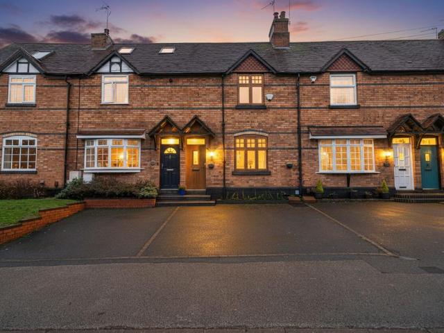 2 bedroom terraced house for sale