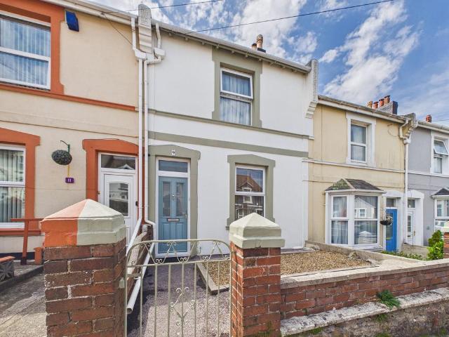 2 bedroom terraced house for sale