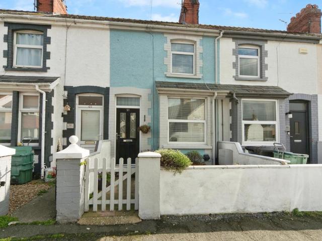 2 bedroom terraced house for sale