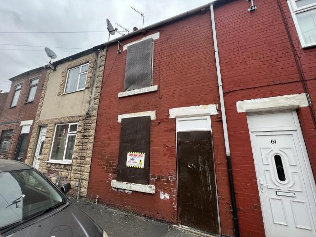 2 bedroom terraced house for sale
