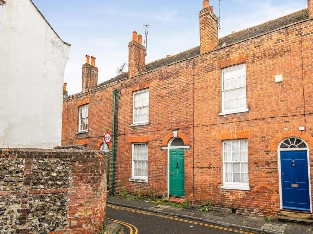 2 bedroom terraced house for sale