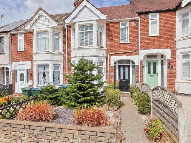 2 bedroom terraced house for sale