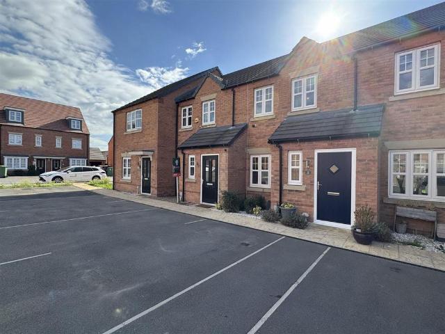 2 bedroom terraced house for sale