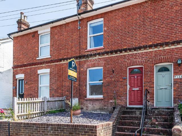2 bedroom terraced house for sale