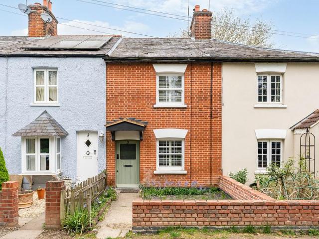 2 bedroom terraced house for sale