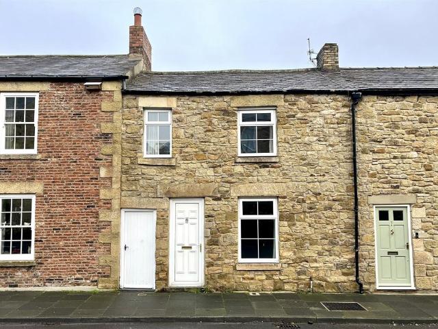 2 bedroom terraced house for sale