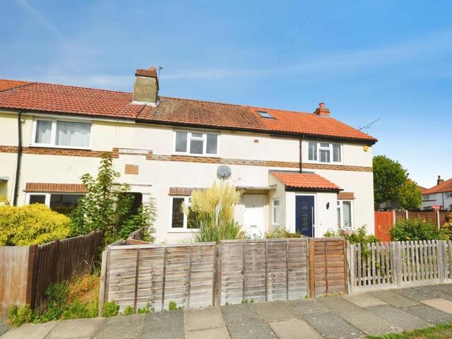 2 bedroom terraced house for sale