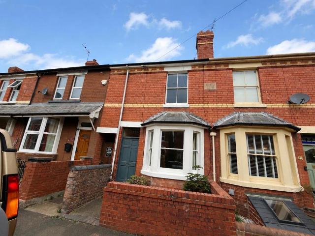 2 bedroom terraced house for sale