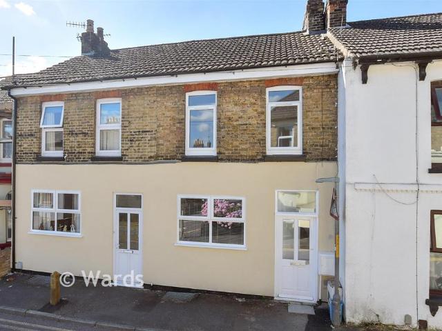 2 bedroom terraced house for sale