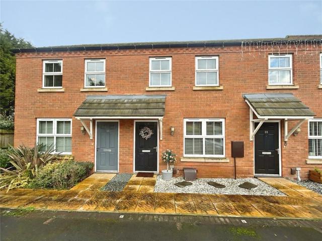 2 bedroom terraced house for sale