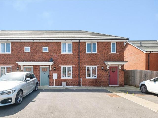 2 bedroom terraced house for sale