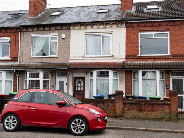 2 bedroom terraced house for sale