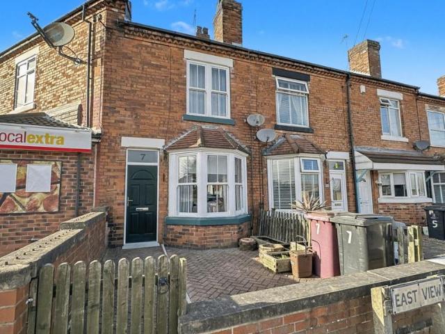 2 bedroom terraced house for sale