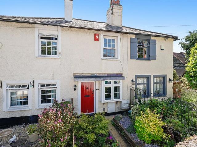 2 bedroom terraced house for sale