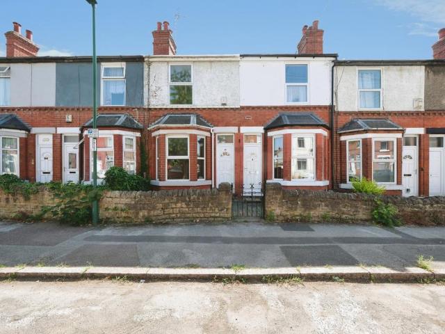 2 bedroom terraced house for sale