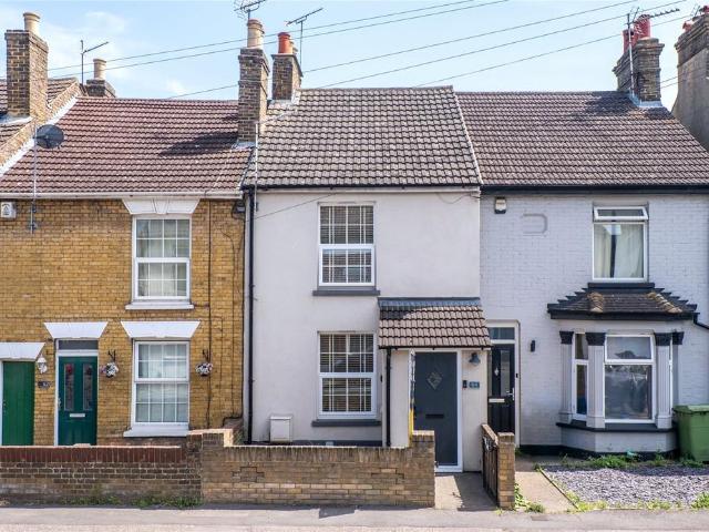 2 bedroom terraced house for sale