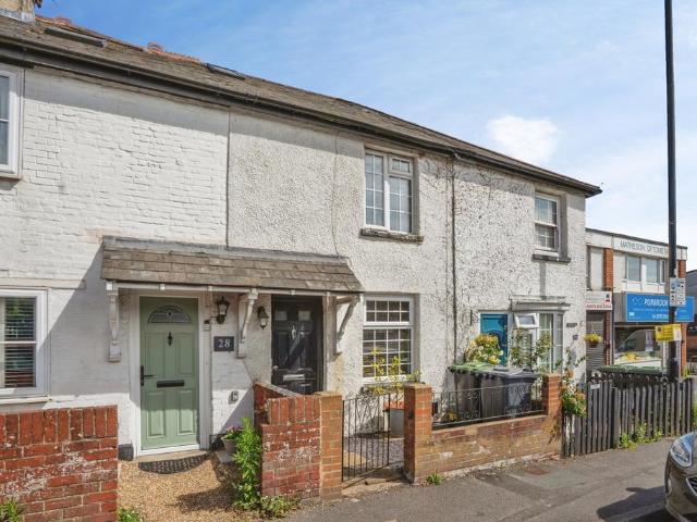 2 bedroom terraced house for sale