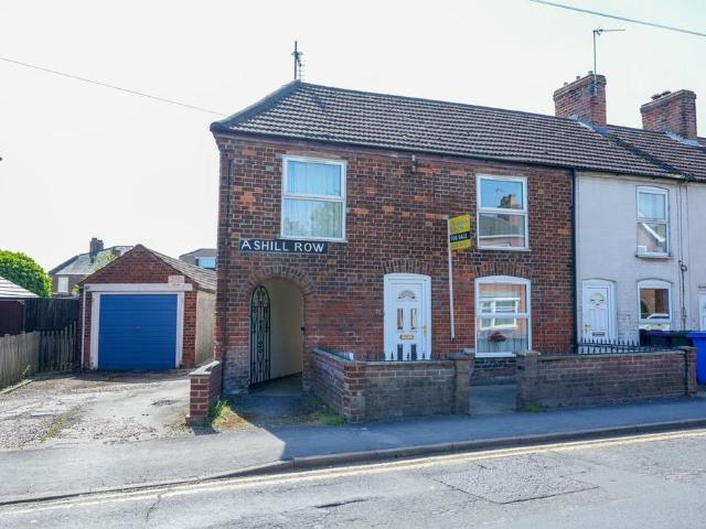 2 bedroom terraced house for sale