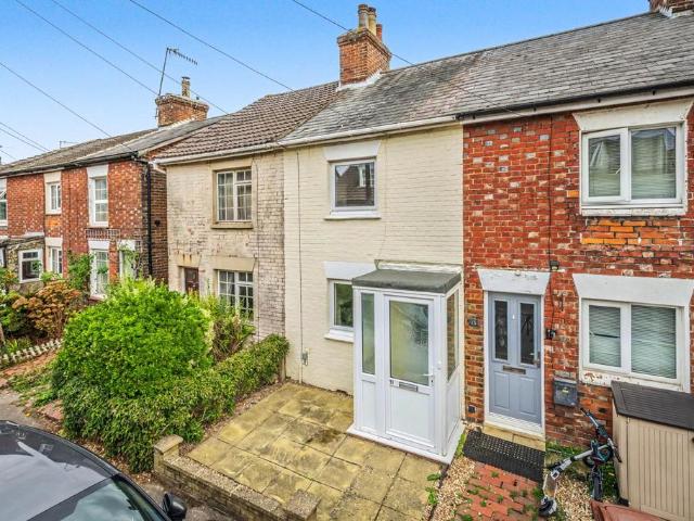 2 bedroom terraced house for sale