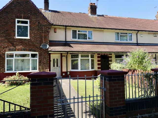 2 bedroom terraced house for sale