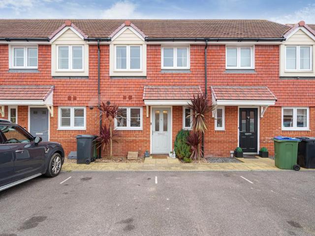 2 bedroom terraced house for sale