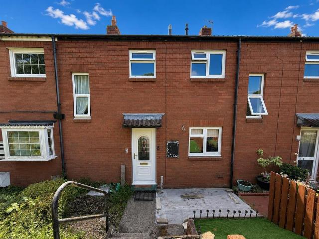 2 bedroom terraced house for sale