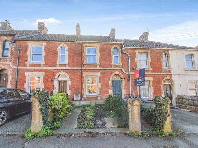 2 bedroom terraced house for sale