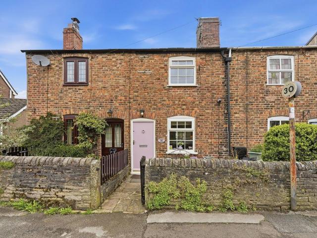 2 bedroom terraced house for sale