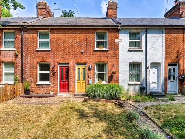 2 bedroom terraced house for sale