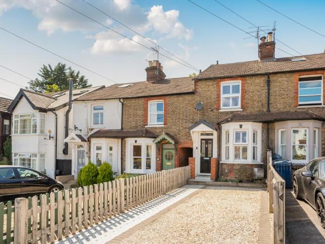2 bedroom terraced house for sale