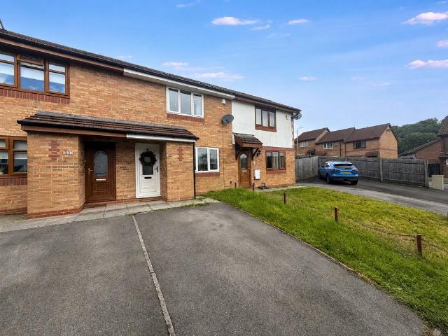2 bedroom terraced house for sale